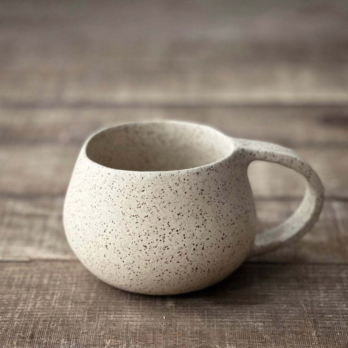 12oz. Round Mug - Speckle – Pinched Pottery